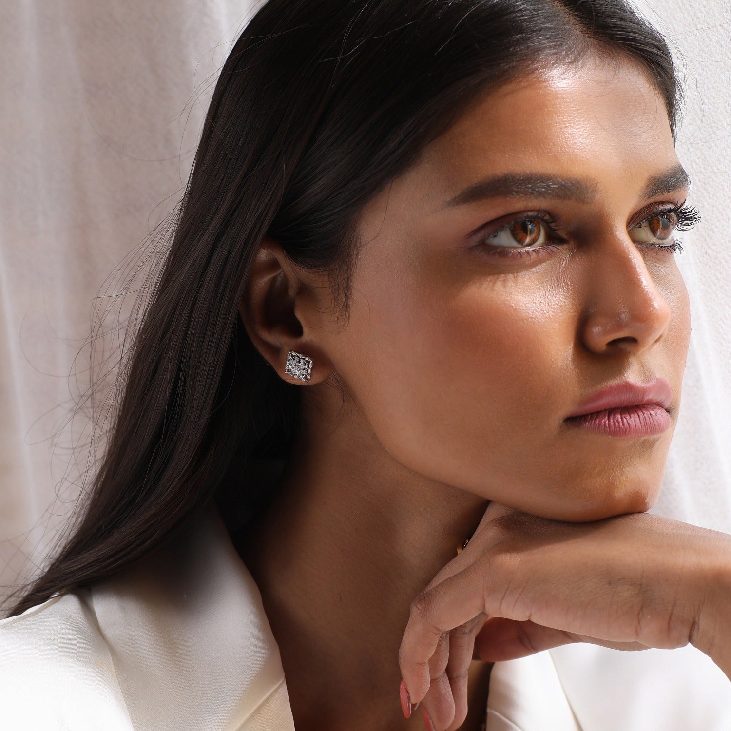 Classic stud earrings store